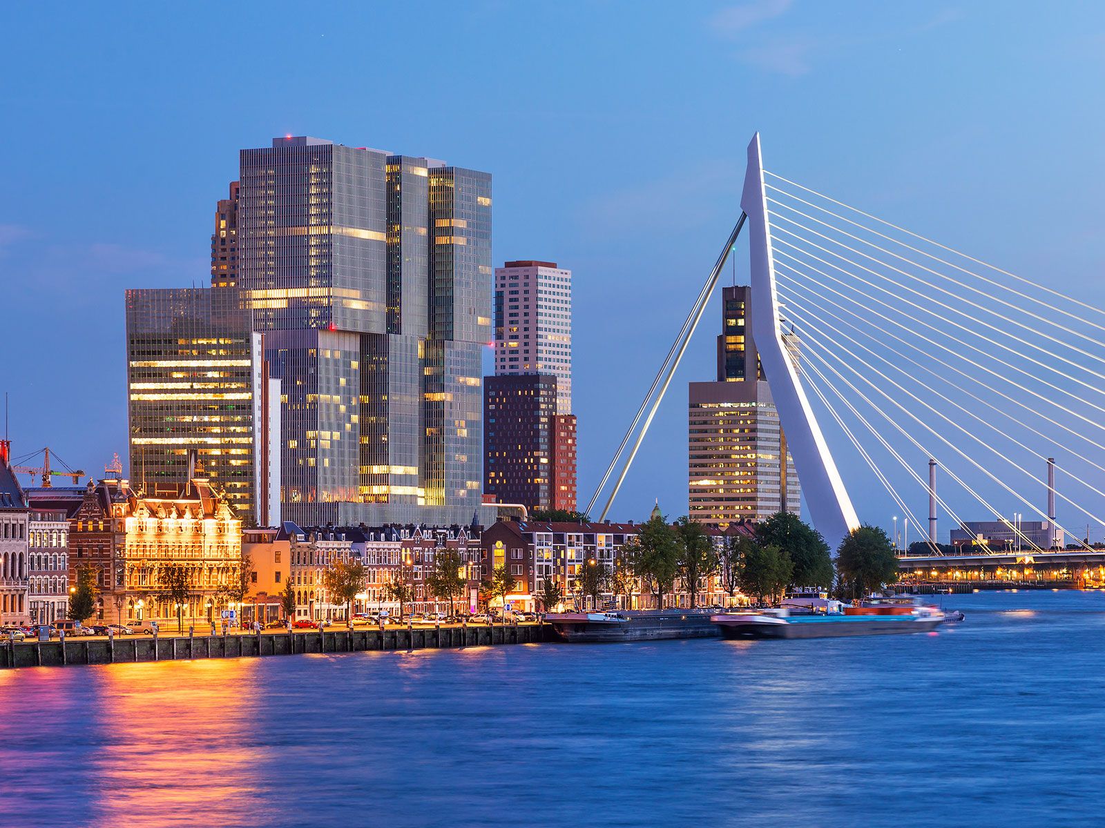 Mainport Design Hotel in Rotterdam bei HotelSpecials.de
