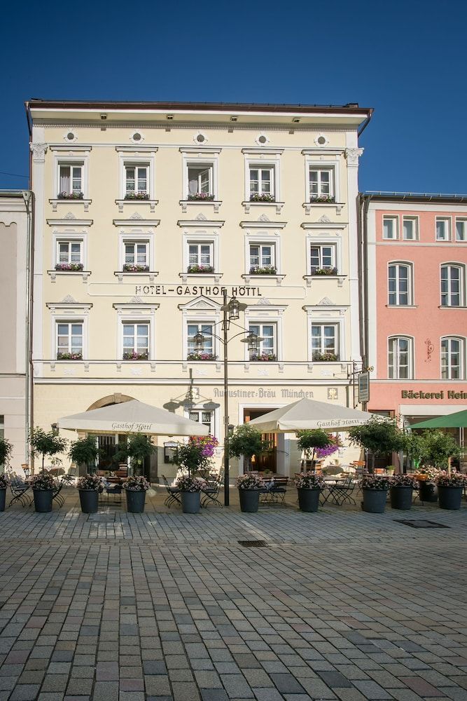 Hotel - Gasthof Höttl in Deggendorf - alle Deals
