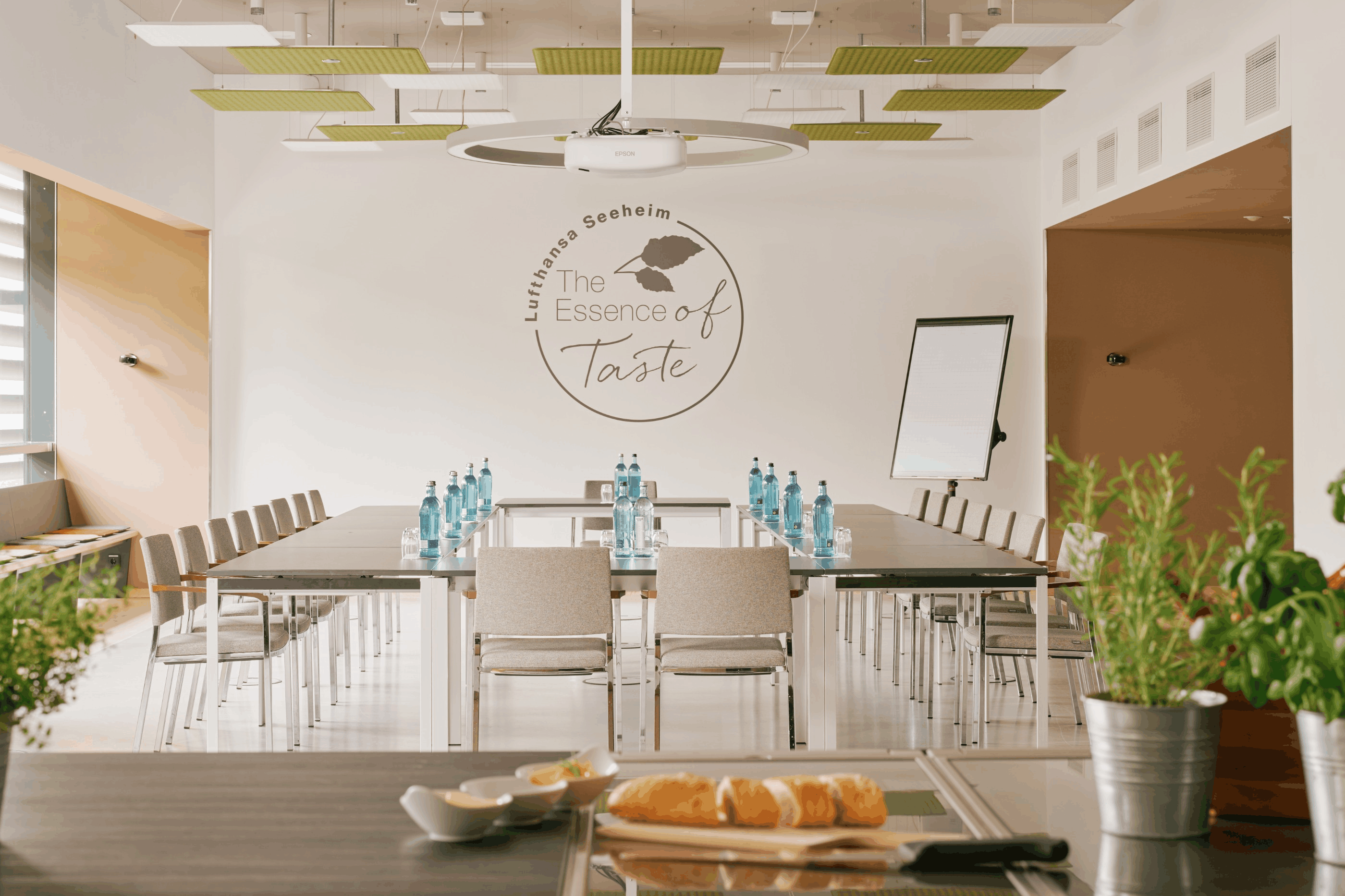 Lufthansa Seeheim in Seeheim-Jugenheim bei HotelSpecials.at