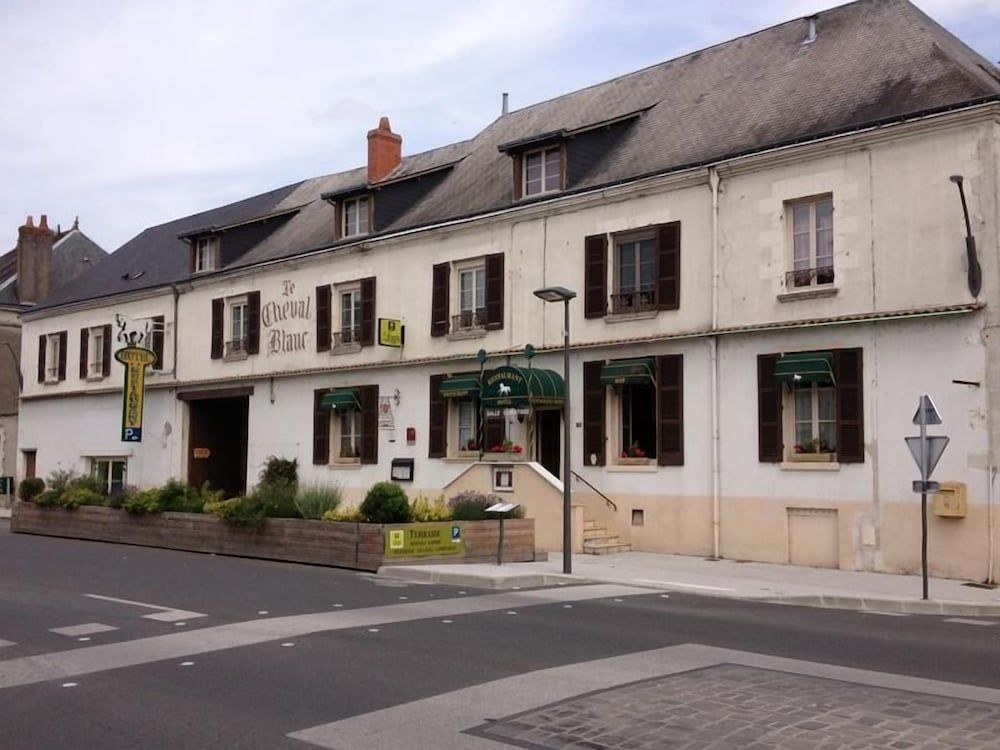 Hostellerie du Cheval Blanc in Sainte-Maure-de-Touraine - alle Deals