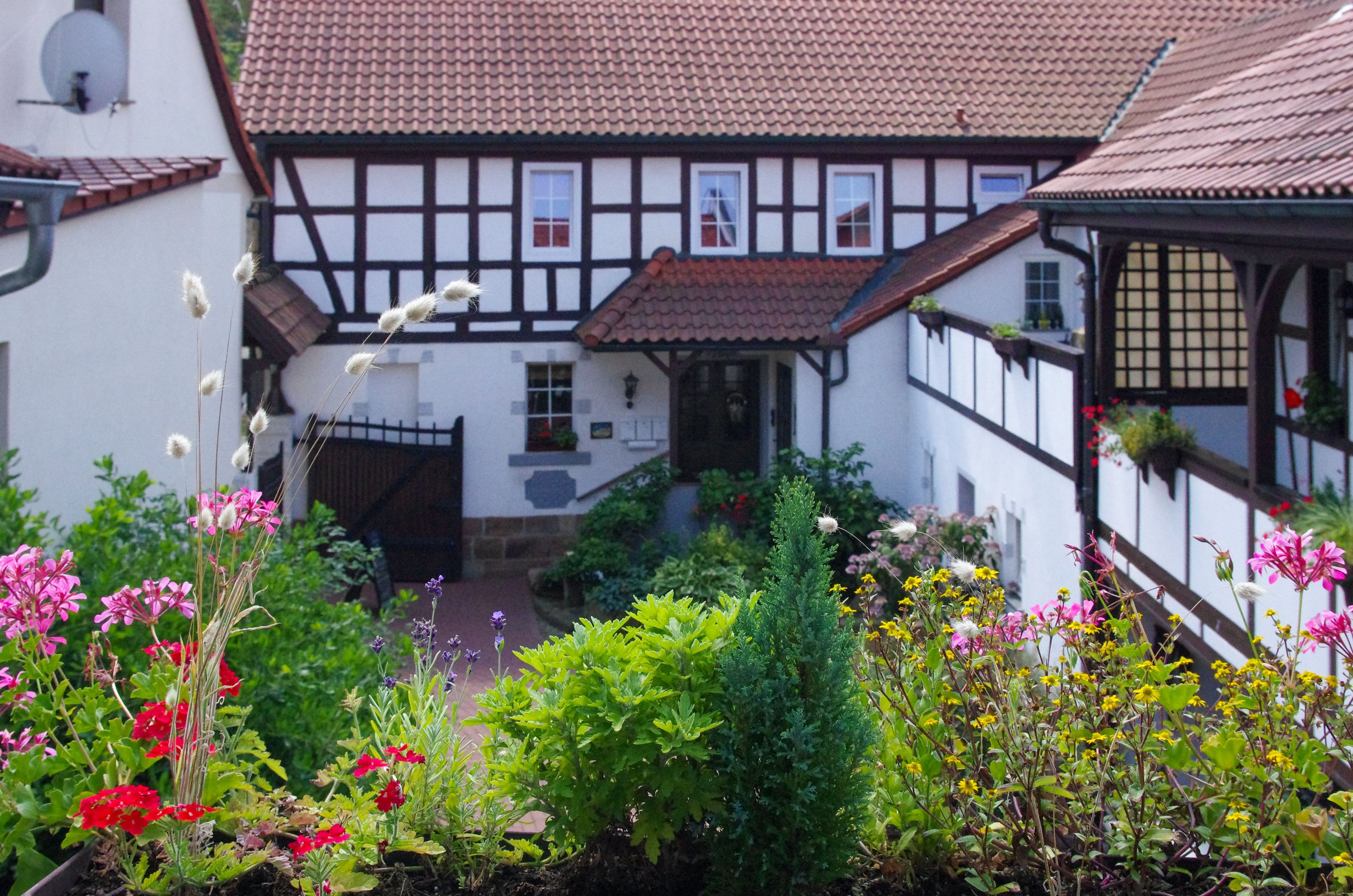 Landhotel Kains Hof GmbH in Uhlstädt-Kirchhasel | ab 54